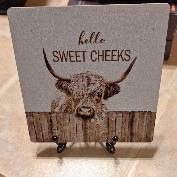 Amazon | Accents | Hello Sweet Cheeks Highland Cow Decor | Poshmark